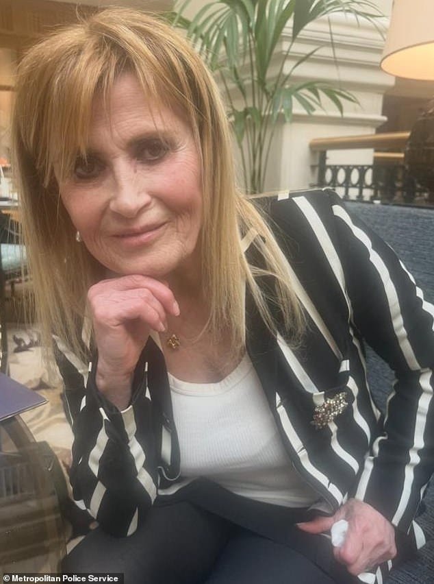 La directora de la película ganadora, de 69 años, fue asesinada por ...