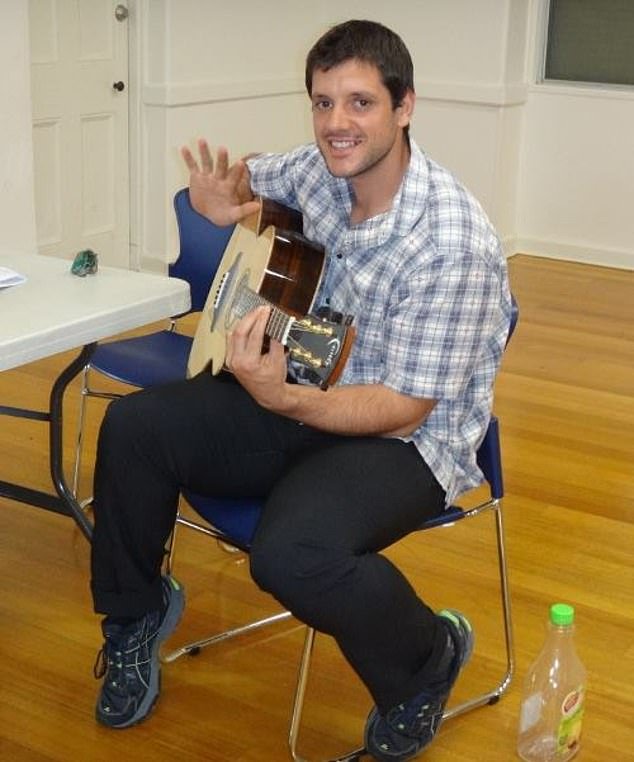 La belleza y la estrella geek han sido acusadas de asesinar por Tamika ...