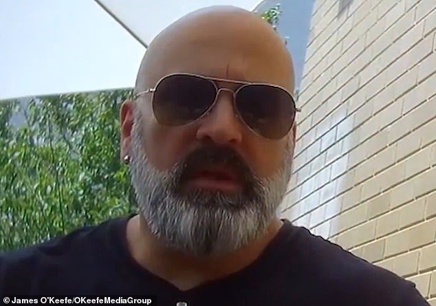 La aplicación de citas explosiva de Gisline Maxwell afirma ser atrapada ...