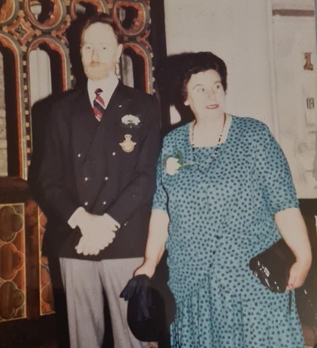 El esposo y la esposa murieron en casa después de dejar la grabación de ...