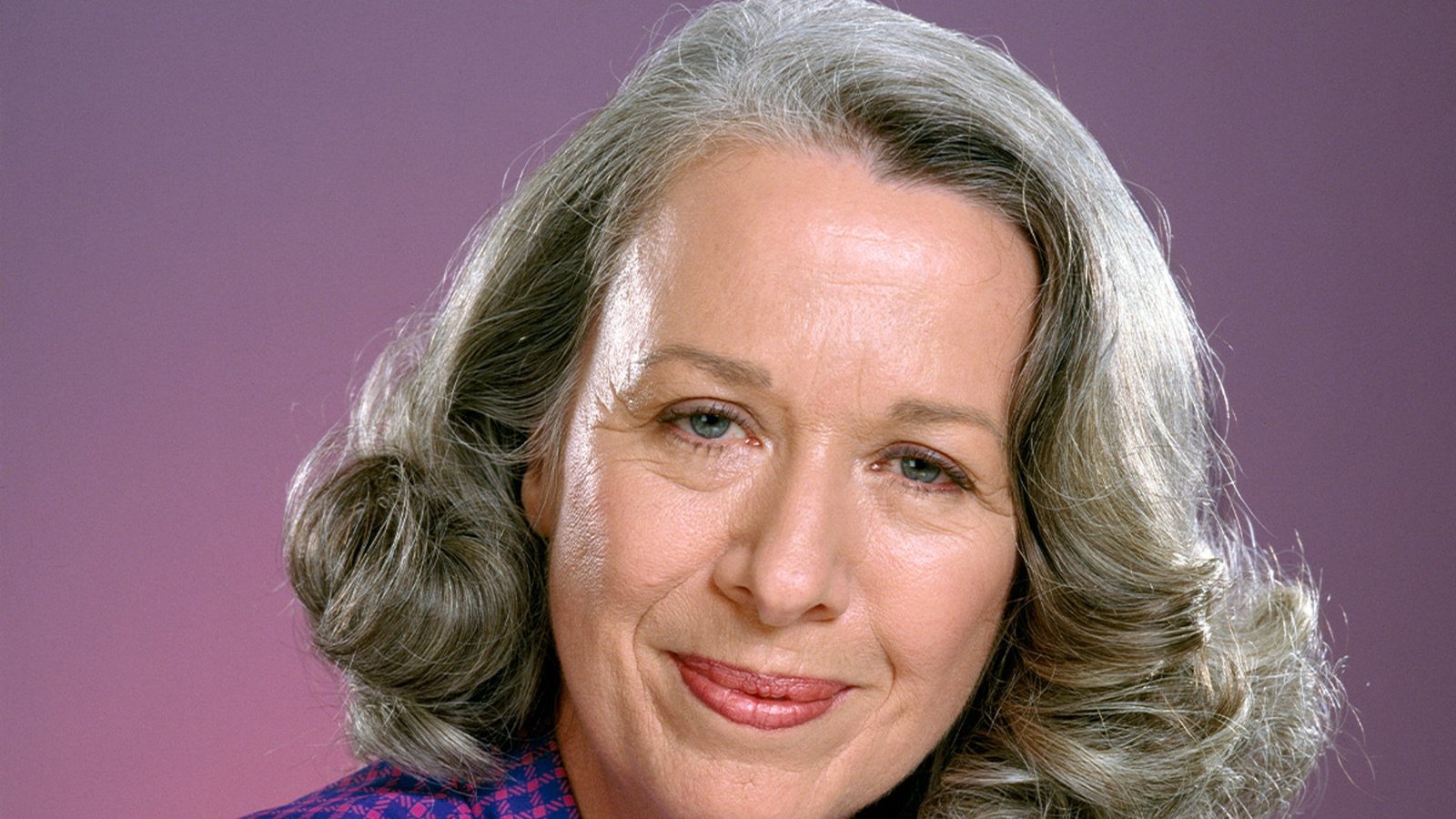 ‘Alice’, ‘Gremlins’ Actriz Poly Holiday Dead 88 | The Wing